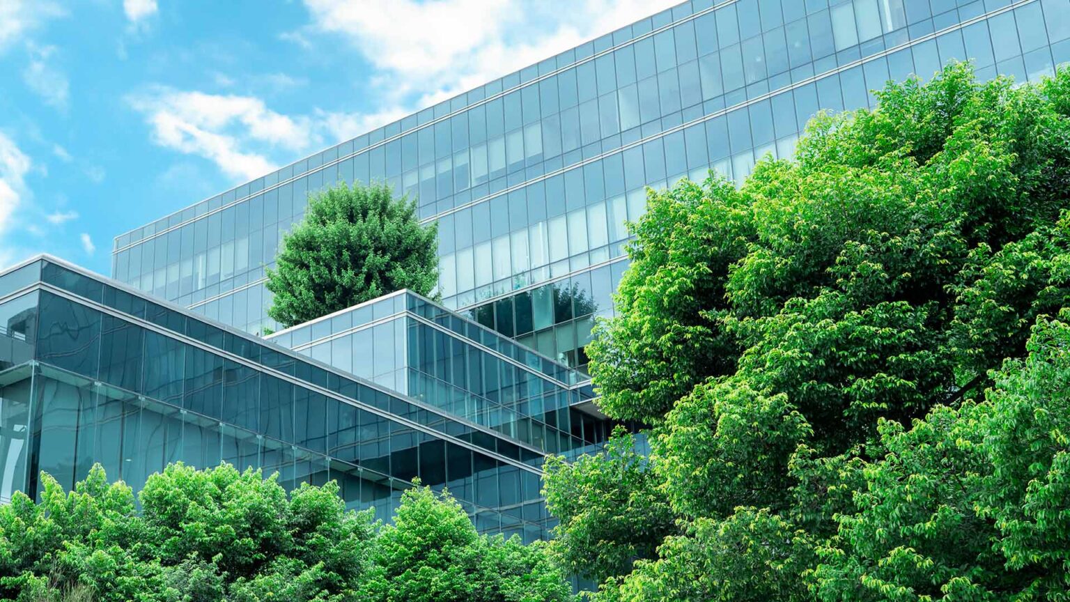 Very Proud! Ini 7 Gedung Perkantoran di Indonesia yang Sudah Menerapkan ...